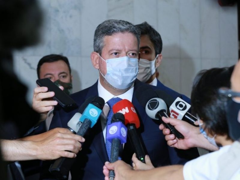 Arthur Lira afirma que PEC dos Precatórios pode ser aperfeiçoada