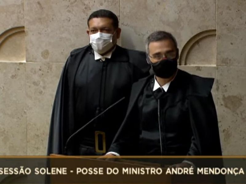 André Mendonça toma posse como ministro do Supremo Tribunal Federal ...