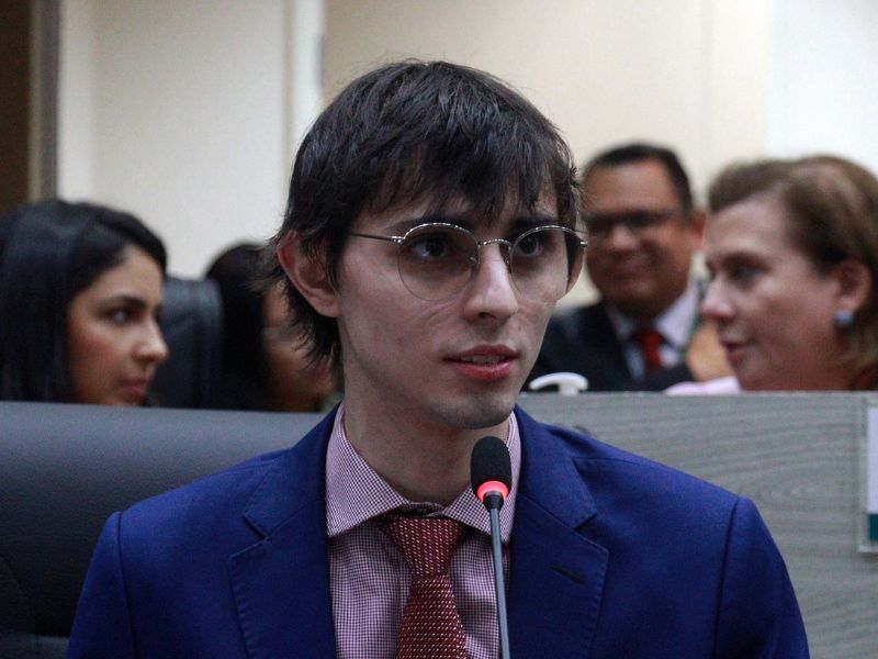 Amom quer zerar impostos para incentivar produção de veículos elétricos ...