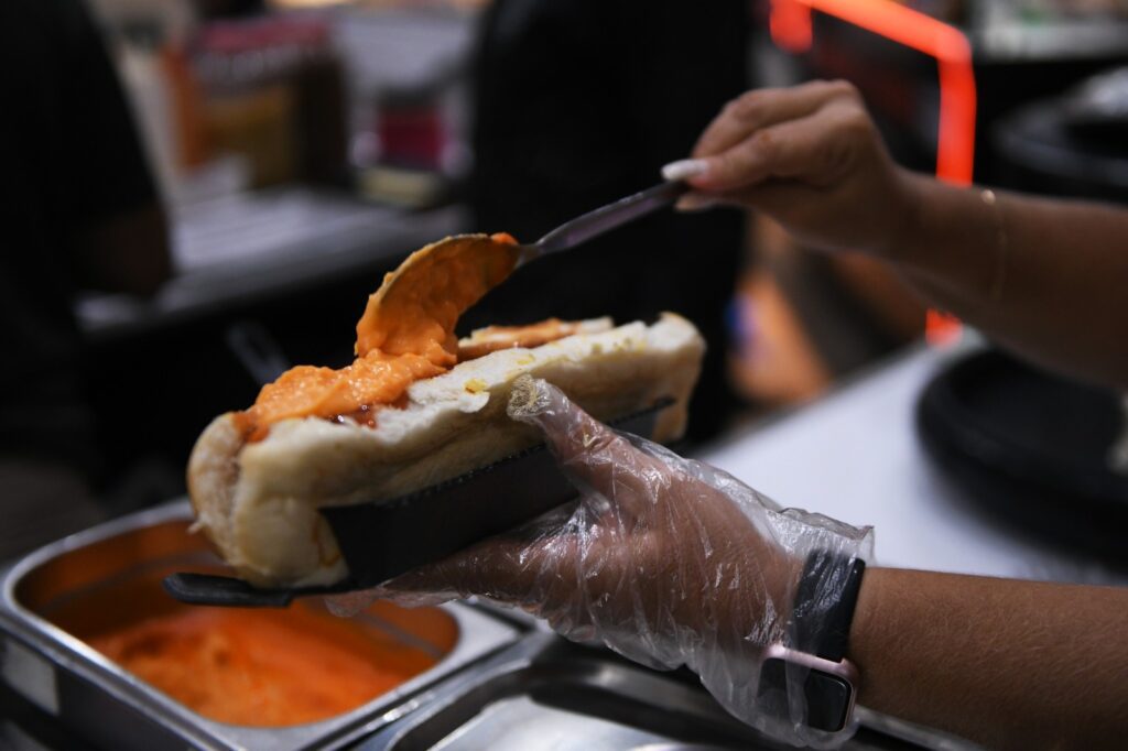 Conheça o Kikão, o cachorro-quente amazonense - RealTime1