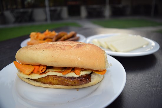 Descubra sabores autênticos: Conheça mais sobre as comidas típicas do ...